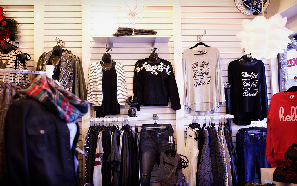 Chic Style Diaries - Chic Over 50