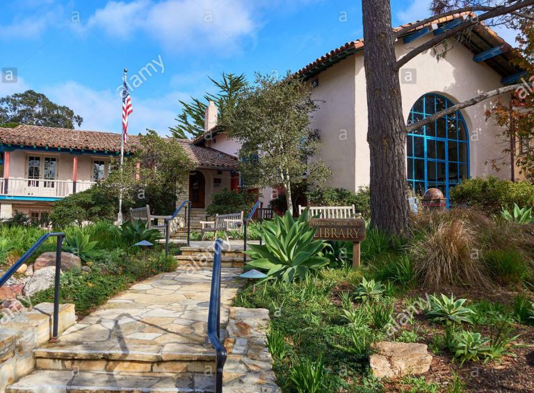 It's No Secret I LOVE Carmel - Chic Over 50