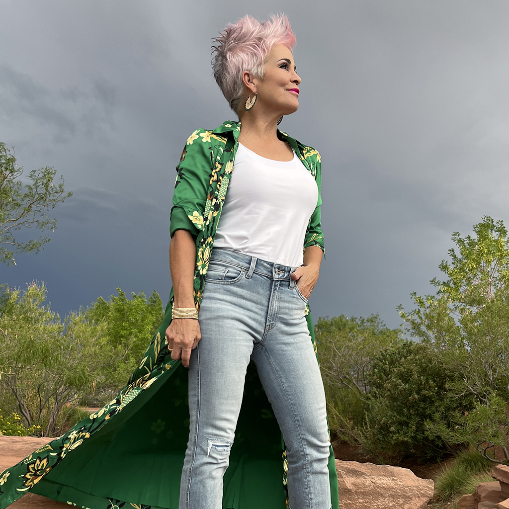 Chic Over 50 - Chic Over 50