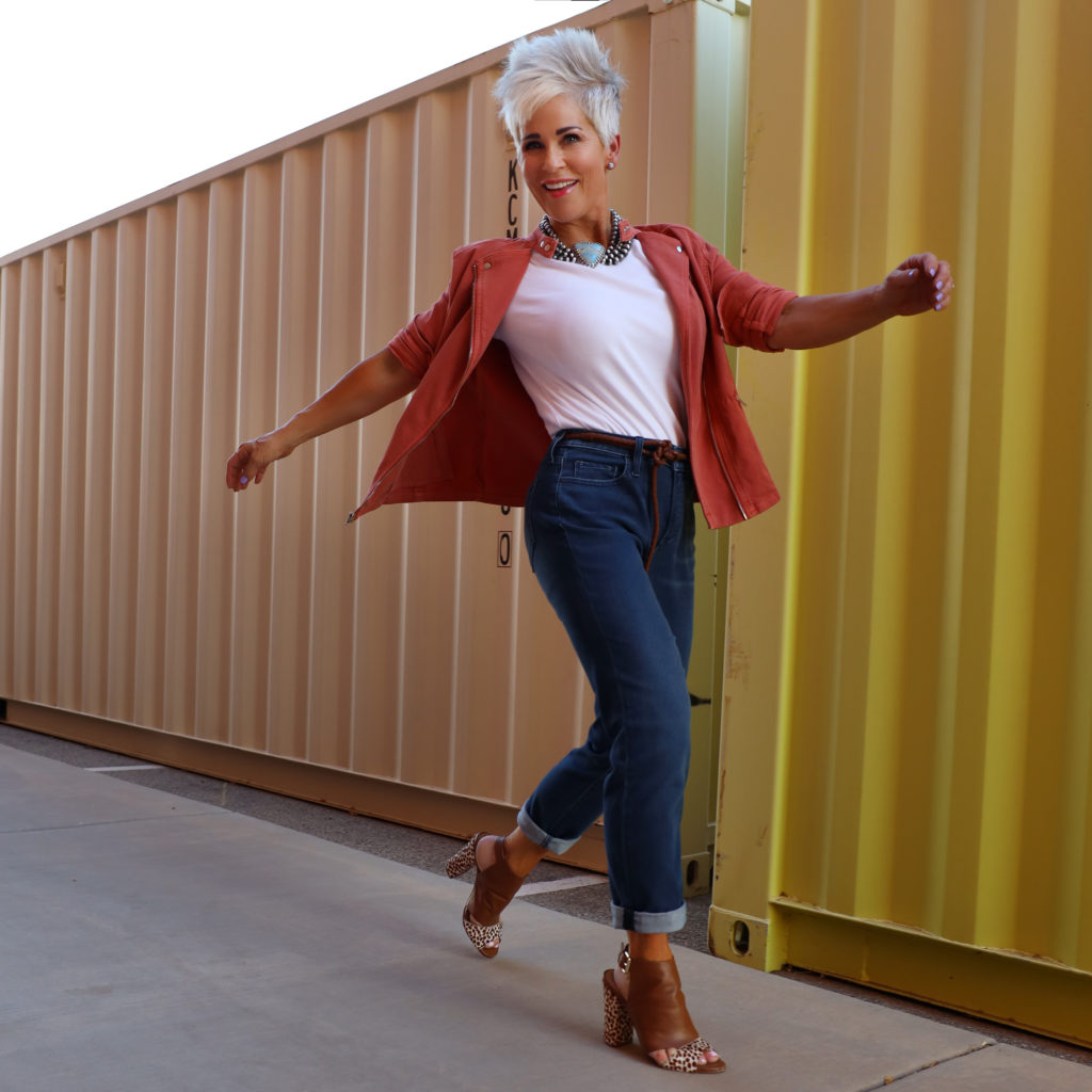 Chic Over 50 - Chic Over 50