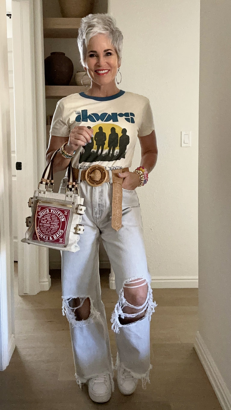 THE POWER OF RIPPED JEANS - Chic Over 50