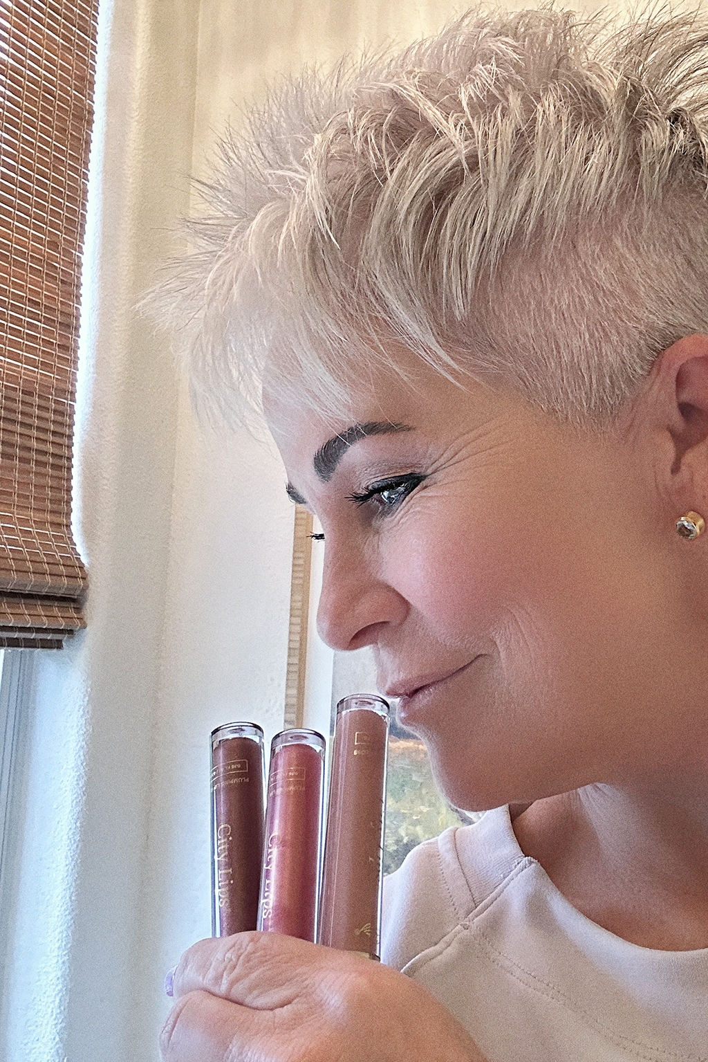 PLUMPER LIPS OVERNIGHT | CITY LIPS - Chic Over 50