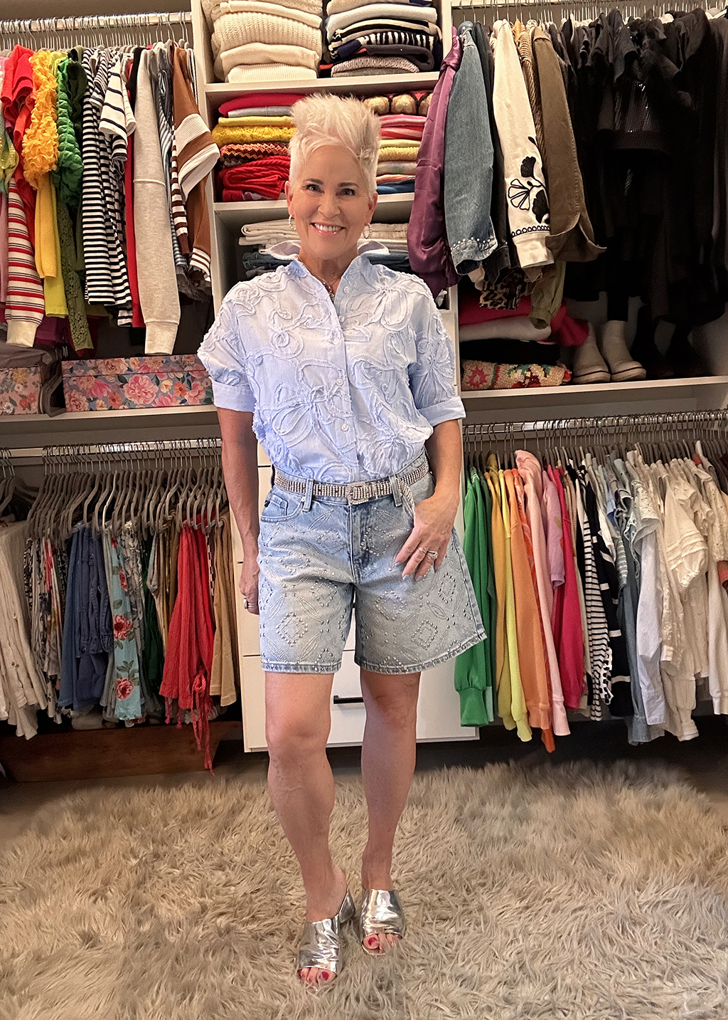 OUTDATED TRENDS THAT AGE YOU - AND WHAT TO WEAR INSTEAD - Chic Over 50